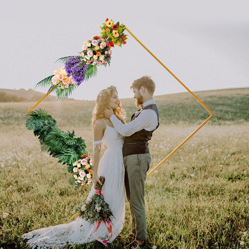 6.5Ft Gold Metal Single Diamond Wedding Flower Frame - Lofaris